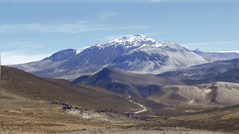 El Ticsani, un volcán a punto de despertar | LaRepublica.pe